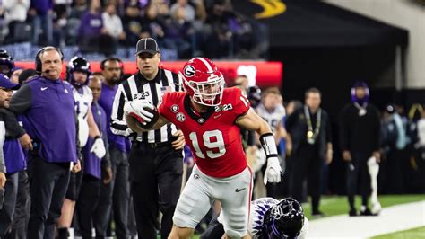Nfl Fans Are Salivating Over Georgia Tight End Brock Bowers