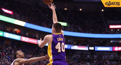 VIDEO Zubac ne prestaje oduševljavati Pogledajte poteze kojima je