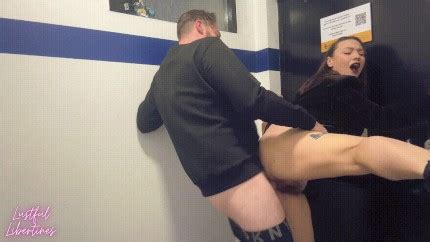 Pub 色情动图 Pornhub