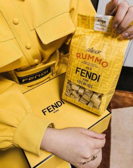 Độc đáo Thiệp Mời được ăn được Xem được Gói Mang Về Từ Các Brand