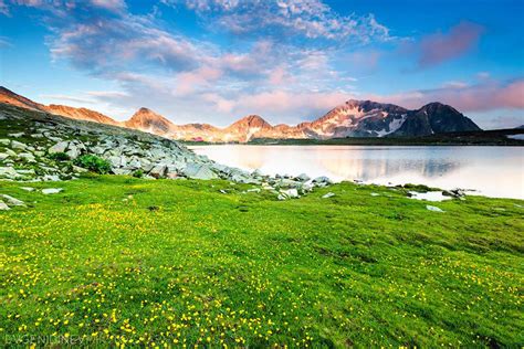 Отпада забраната за посещения на национални и природни паркове и плани