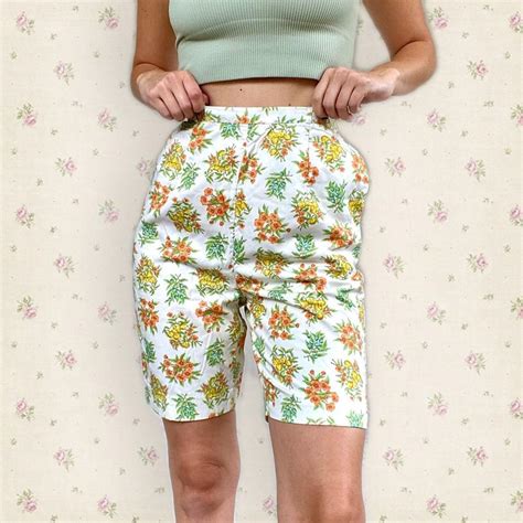 Gorgeous Vintage Floral High Waisted Shorts 1950s Depop