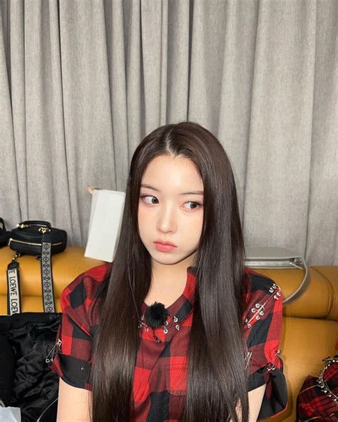 221107 Nmixx Instagram Update Jiwoo Kpopping