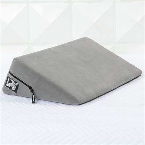 Le Sex Pillow Promet Dam Liorer Vos Relations Sexuelles Coup De Pouce