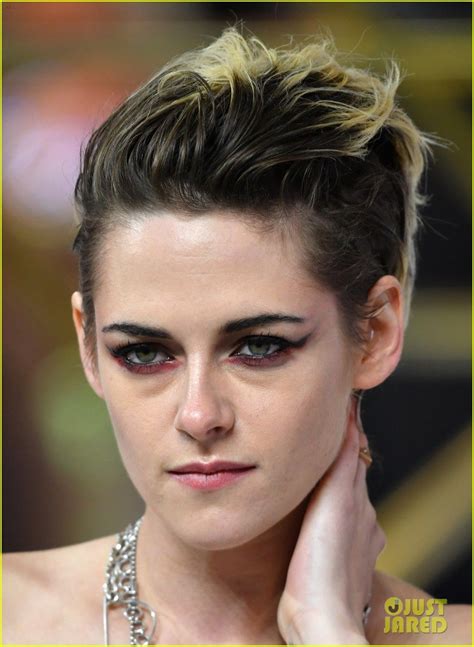 Naomi Scott Kristen Stewart Premiere Charlie Angeles London