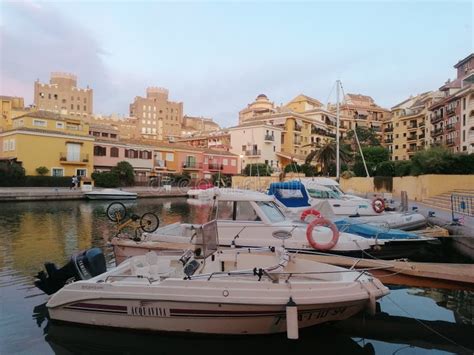 La Pequena Venecia De Valencia Foto Editorial Imagem De 185583231