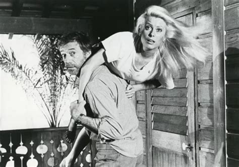 Catherine Deneuve Yves Montand Le Sauvage Photo Cm Eur 1700