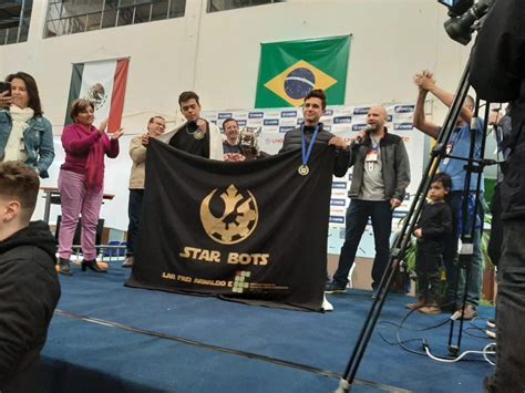 Aluno Passo A Passo Garante 1º Lugar Em Olimpíada De Robótica Escola