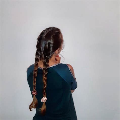 Hairstyles For Thin Long Hair