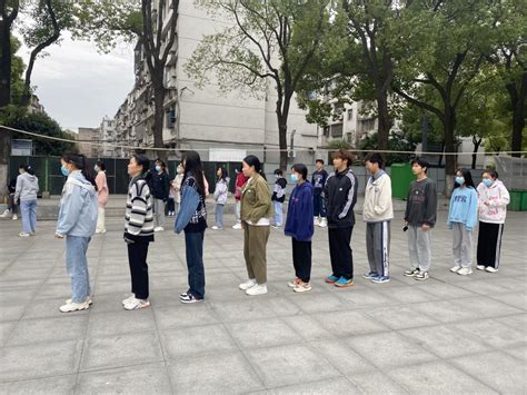 外国语学院“走下网络，走出宿舍，走向操场”活动圆满结束 外国语学院