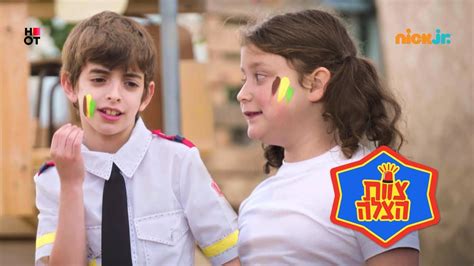 צוות הצלה 5 הצוות נצבע בצבעי הסוואה ניק גוניור Youtube