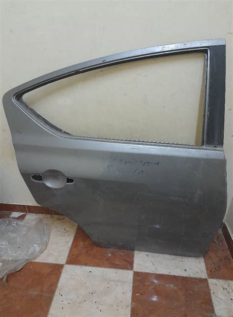 رابطة تجار قطع غيار السيارات عزبة شلبي عدد 2 باب سيارة نيسان صني ٢٠٢٠م 1 يمين أمامى و 1 يمين