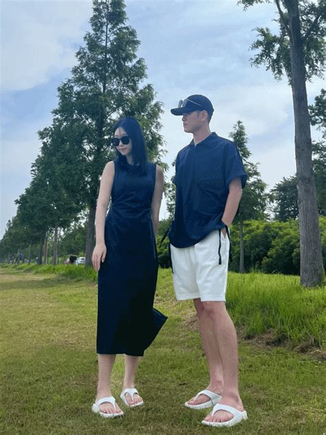 오픈기념할인커플룩 여름 시밀러룩 카라 스트랩 반팔 티셔츠 바스락 나시 원피스 세트 에이블리