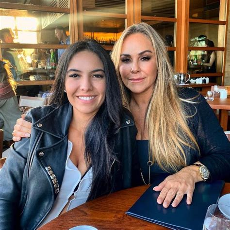 Al Pacinos Pregnant 29yo Girlfriend Noor Alfallahs Insane Track