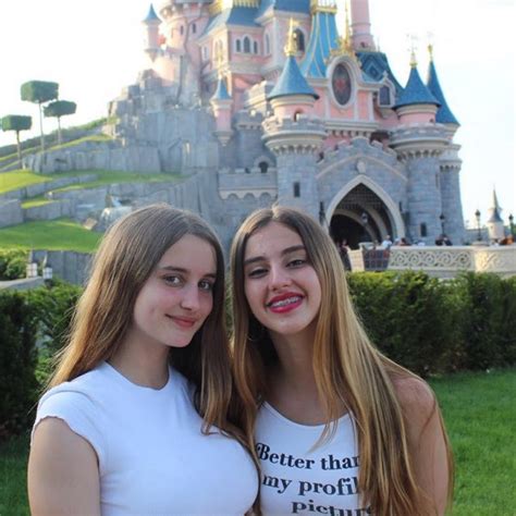 Blondie Twins Youtube