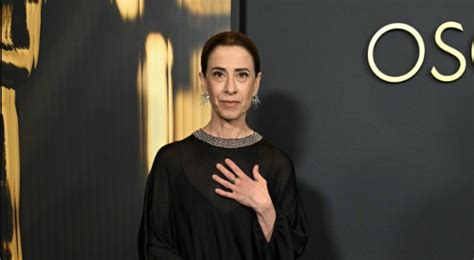 Fernanda Torres e Eunice Paiva receberão maior honraria da Câmara dos