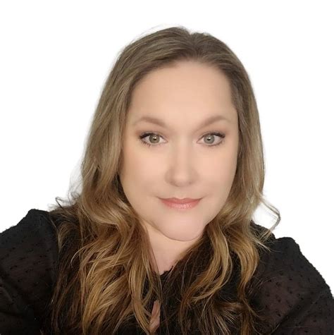 Andrea Tuttle Hairstylist
