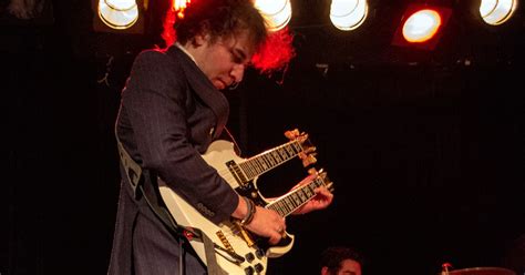 One In Ten Words Yonatan Gat And The Eastern Medicine Singers At Lee S