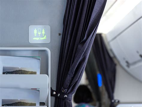 Ask An Expert 9 Things Flight Attendants Want You To Know — Daily Passport