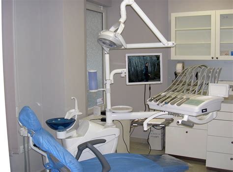 Почистване на зъбен камък с ултразвук и полиране на зъби плюс