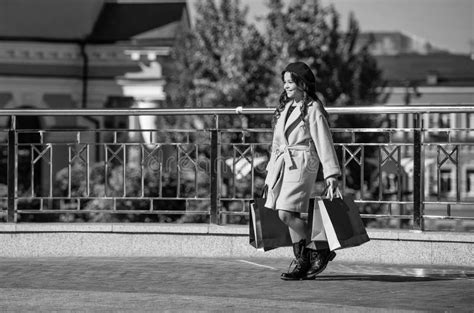 Best Sale Offer Teen Fashion Girl After Shopping In Fall Autumn