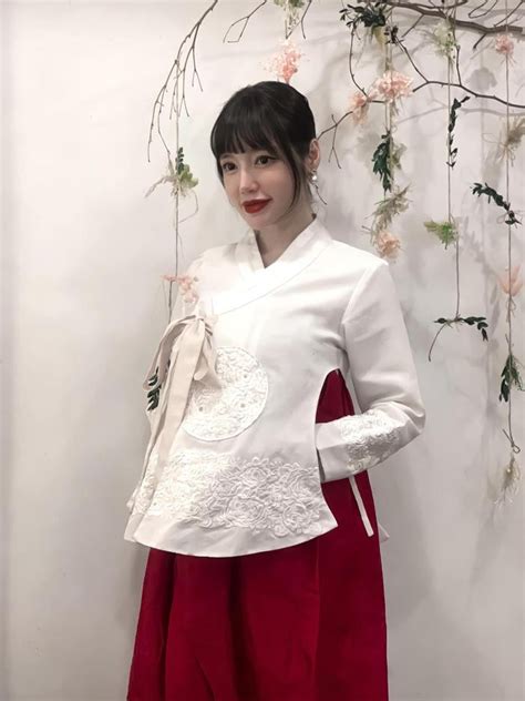 Elly Trần Và Những Lần đáp Trả Cực Gắt Sau Khi Quyết định Tố Chồng