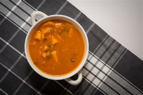 달콤함 감자 당근 그린 렌즈콩 스프에 곁들인 코코넛 우유 수프에 대한 스톡 사진 및 기타 이미지 수프 0명 감자 요리 Istock