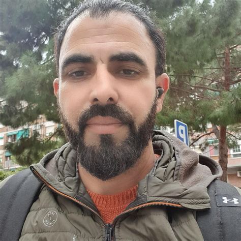 Mohammad Ramzan Carpenter Carpinteria Xing