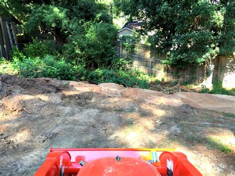 Filling In A Sinkhole And Leveling My Yard Part 2 Of 3 • Ugly