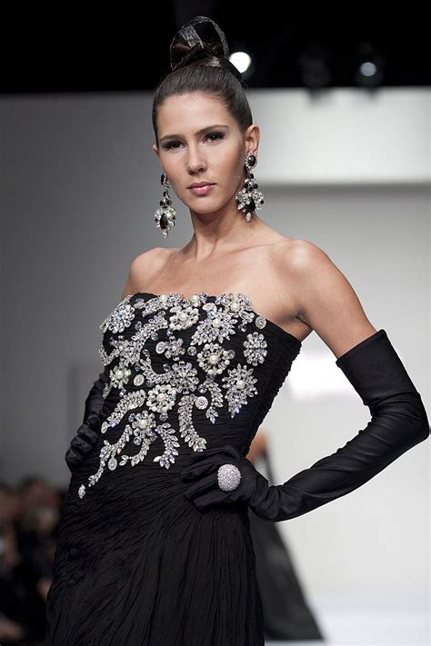 José Luis Abarca Fall Winter 2010 2011 Couture