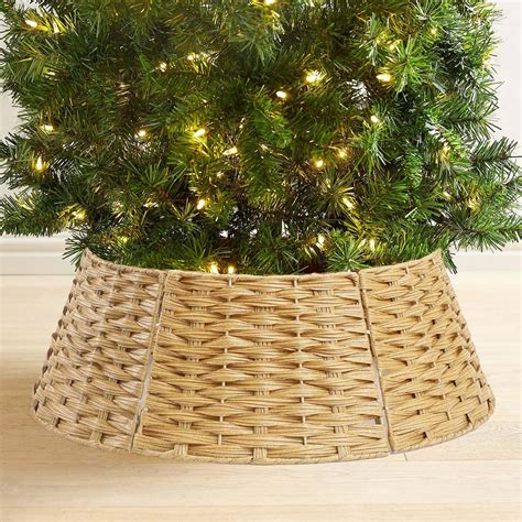 Christmas Tree Collar Rattan At Alexander Feinstein Blog