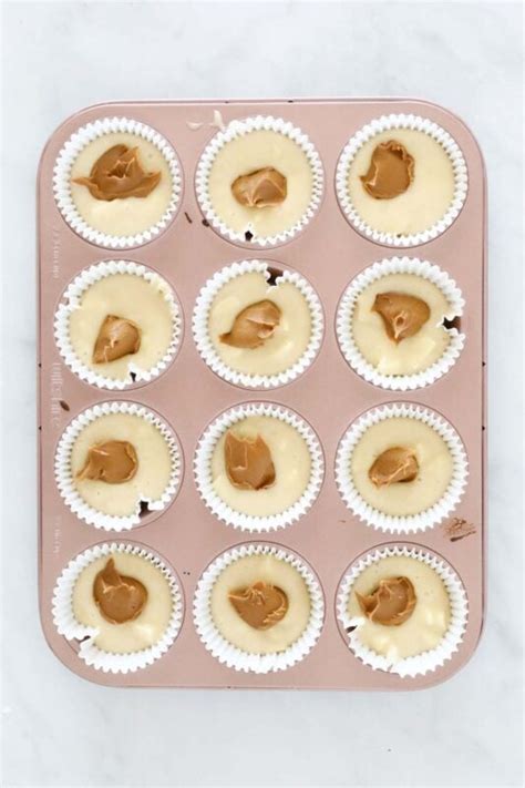 Cafe Style White Chocolate And Biscoff Muffins Bake Play Smile