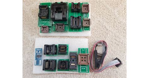 programator universal tnm5000 usb atmel eprom 15 adaptoare ic clip