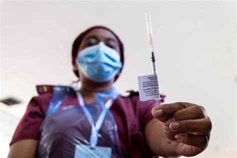 Fda Approves Johnson And Johnsons Single Shot Covid Vaccine For