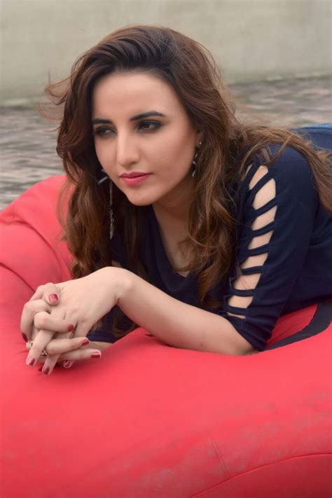 Hareem Shah Leaked Call With Fayyaz Ul Hassan Incpak