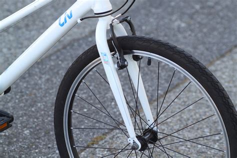Liv Alight 24 Girls Commuter Hybrid White Qiua Used Bikes For