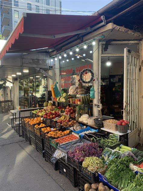 Сколько стоят овощи и фрукты в Грузии Николай Левшиц