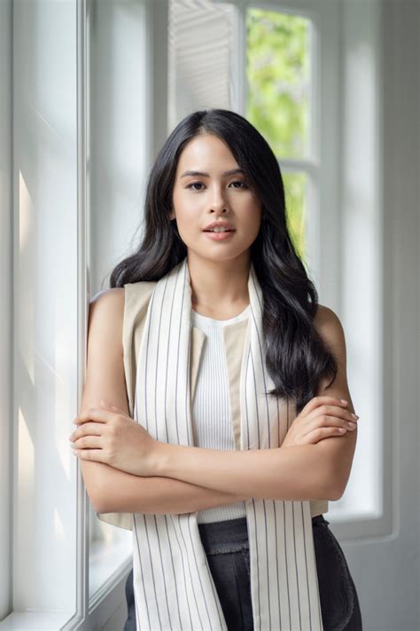 Lagunya Telah Rilis Maudy Ayunda Menjadi Pengisi Ost Film Korea You
