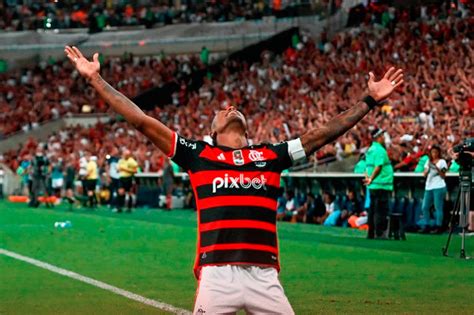 Final do Carioca bate recorde de público do ano confira o top 10