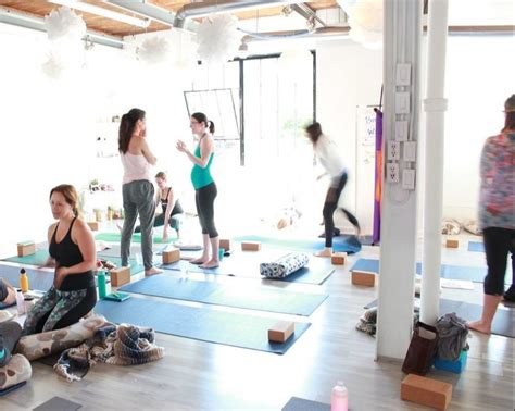 Prenatal Yoga Teacher Training Toronto Yoga Mamas Torontos Leading