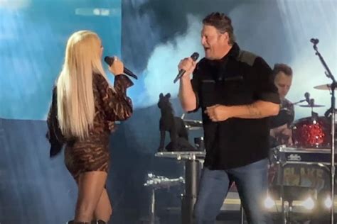 Gwen Stefani Shocked Fans At The Coastal Country Jam When She Joined