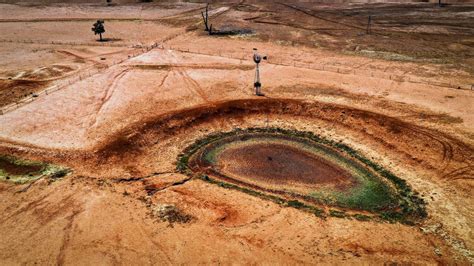 Nsw Drought Farmers Worry Theyre Taking A Back Seat To The Surplus