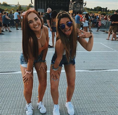 Concert Hotties R Summertimegirls
