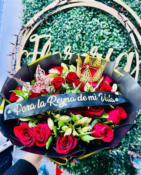 Mini Ramo 24 Rosas Florería En Tijuana