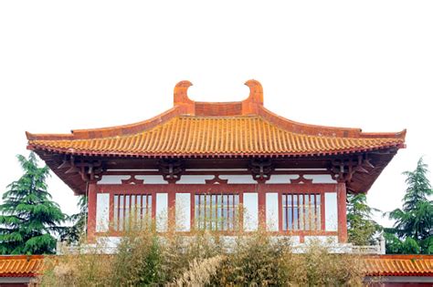 전통적인 중국 건축 작풍 노란 유약을 바른 기와 지붕 사진의 클로즈업 갈색에 대한 스톡 사진 및 기타 이미지 갈색 건축