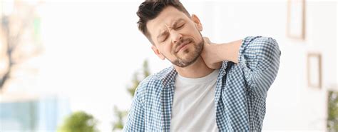 Rheumatoid Arthritis Neck Pain How It Feels Causes And Tips