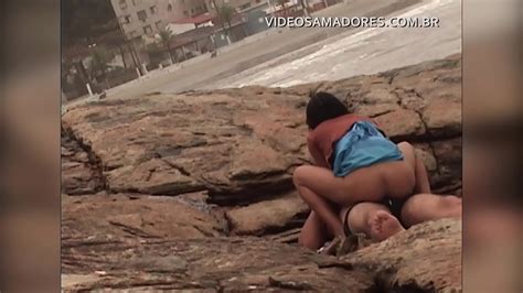 Pareja Exhibicionista Atrapada Teniendo Sexo En Playa Urbana En Brasil