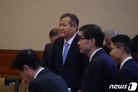 첫 탄핵 심판 변론 기일 출석한 이상민 네이트 뉴스