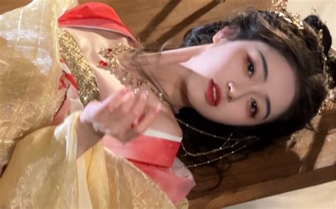 “有人告诉我，只要闭上眼，再醒来，就可以回到从前。”｜小说氛围感 Li十七呀 Li十七呀 哔哩哔哩视频