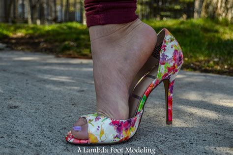 Alejandra O Set 3 — λ Lambda Foot Modeling
